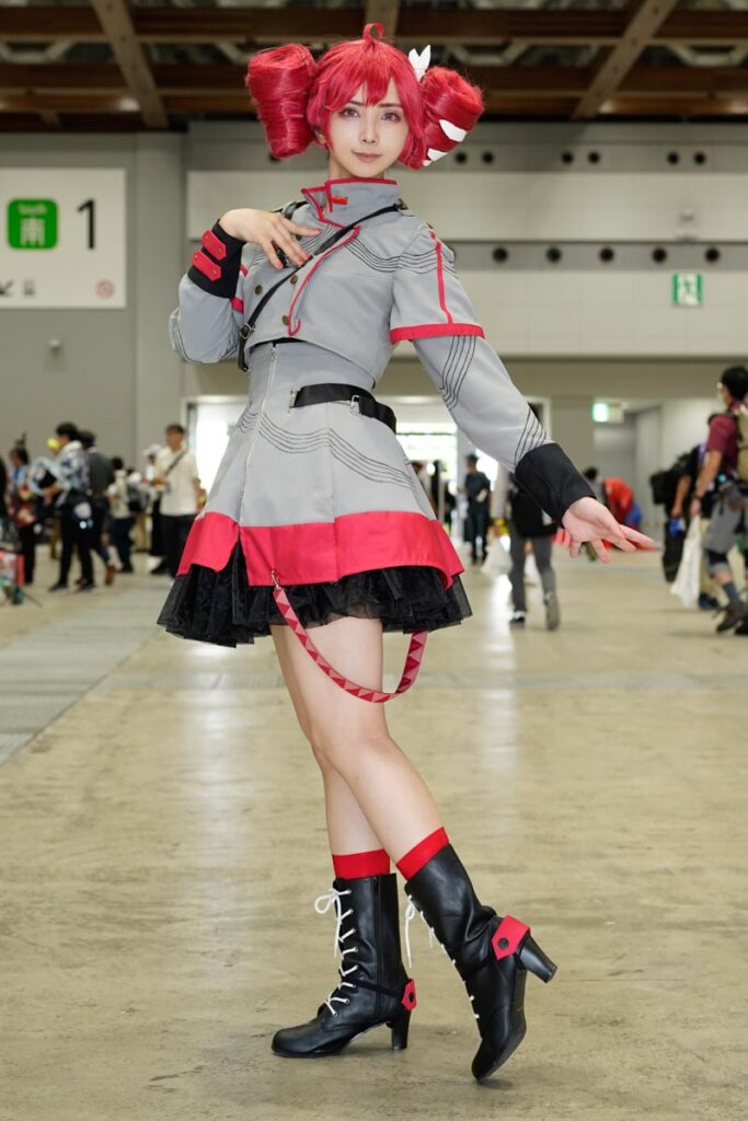 【C102】太ももの鱗は3Dシール！プール用浮上棒でウィッグ製作！「超電磁砲」「ラブライブ！」「ホロライブ」のアニメ・VTuber自作のコミケコスプレ