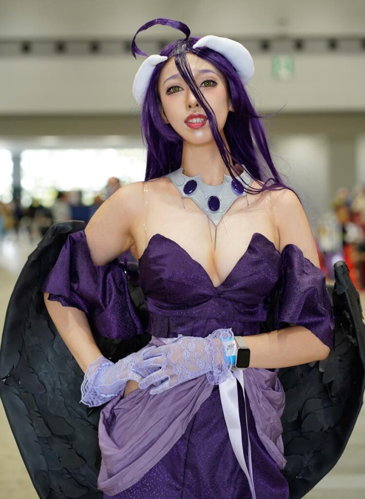 【C102】太ももの鱗は3Dシール！プール用浮上棒でウィッグ製作！「超電磁砲」「ラブライブ！」「ホロライブ」のアニメ・VTuber自作のコミケコスプレ